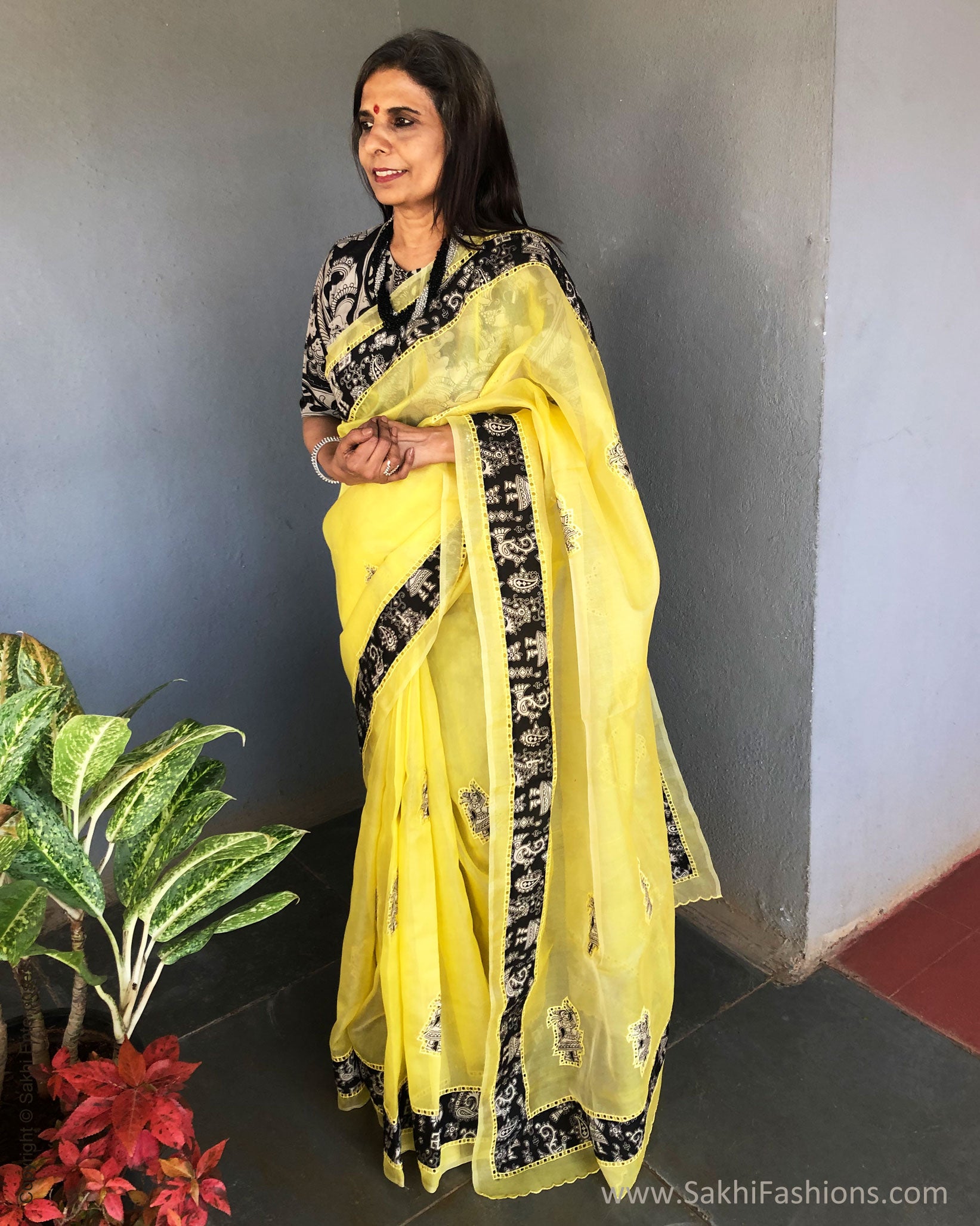 EE-S31917 Lemon Organza Sari – sakhifashions