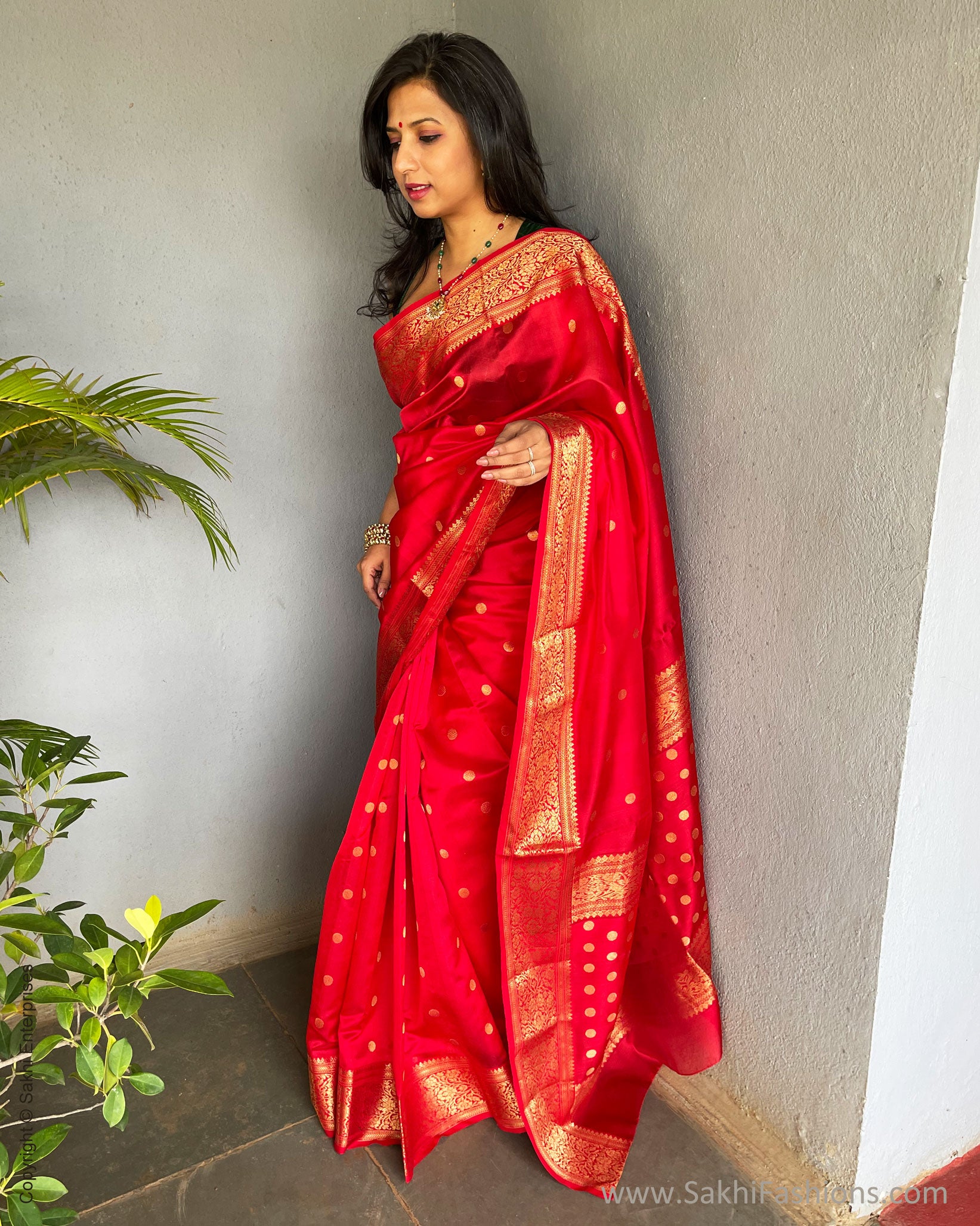 EE-S53633 Red Resham Chanderi – sakhifashions